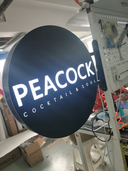 Personalized Round or Square Lighted Flag Sign – Mon Enseigne Lumineuse