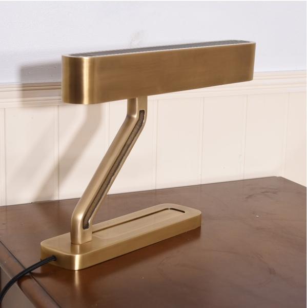 Lampe de table en laiton - MORGAN – Mon Enseigne Lumineuse